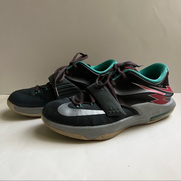 Nike | Shoes | Used Nike Zoom Kd35 Flight Thunderbolt Shoes 6y | Poshmark
